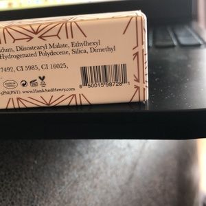 Hank & Henry | Makeup | Hank Henry Cherry Mattes Liquid Mousse Matte ...